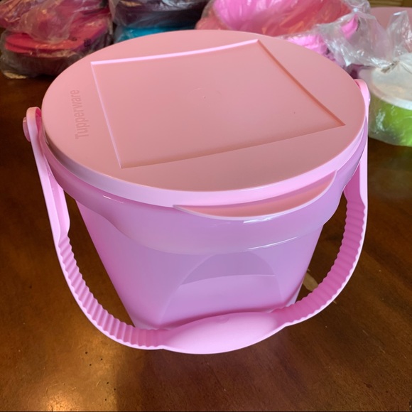 Tupperware | Dining | Tupperware Outdoor Dining Canister | Poshmark